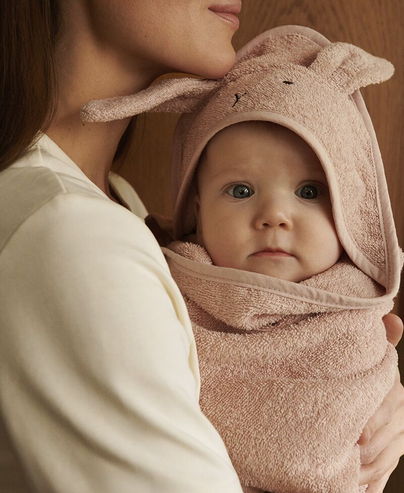 Äitiyden erikoisliike Bebes - Kamppi Helsinki - www.bebes.fi